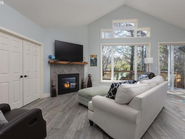 6315 sw arbor dr