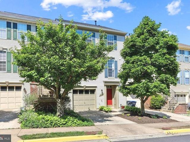 6316 Cider Barrel Cir, Centreville, VA 20121