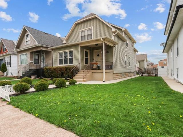 6316 W Warwick Ave, Chicago, IL 60634
