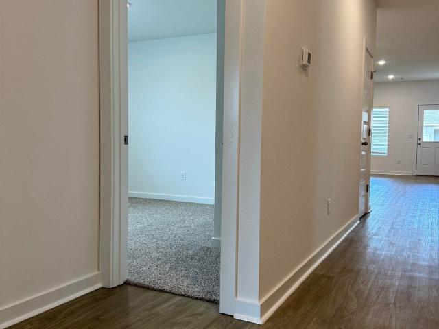 6316 Warwick