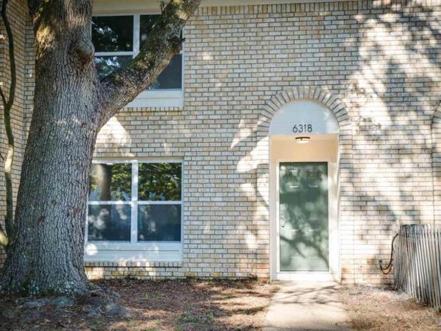 6318 Harvard Ct, Pensacola, FL 32504