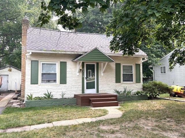 6319 S Washington Ave, Lansing, MI 48911