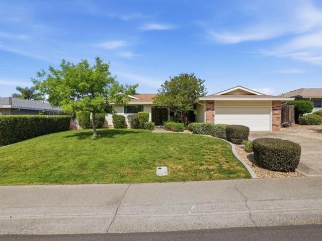 6319 Saint James Dr, Carmichael, CA 95608
