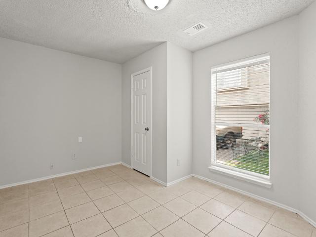 6319 Southwood Ct N, Houston, TX 77035 | MLS #84031 | Compass
