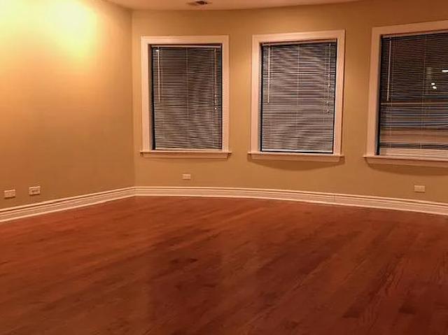6310 N Rockwell St, Unit 2, Chicago, IL 60659 | MLS #12543
