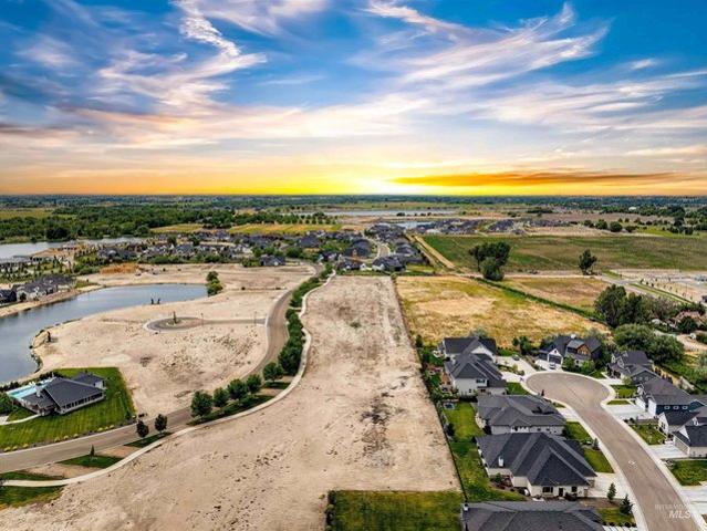 6310 Kenai Ln, Star, ID 83669