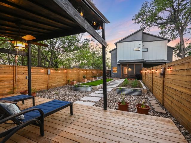 6310 Porter St, Unit B, Austin, TX 78741 | MLS #7053 | Compass