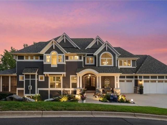 6311 Montee Dr, Eden Prairie, MN 55344