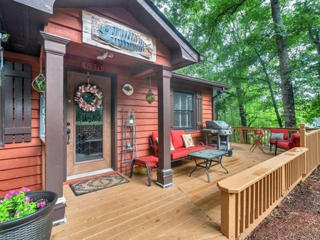 6311 Sparrow Ct, Gainesville, GA 30506