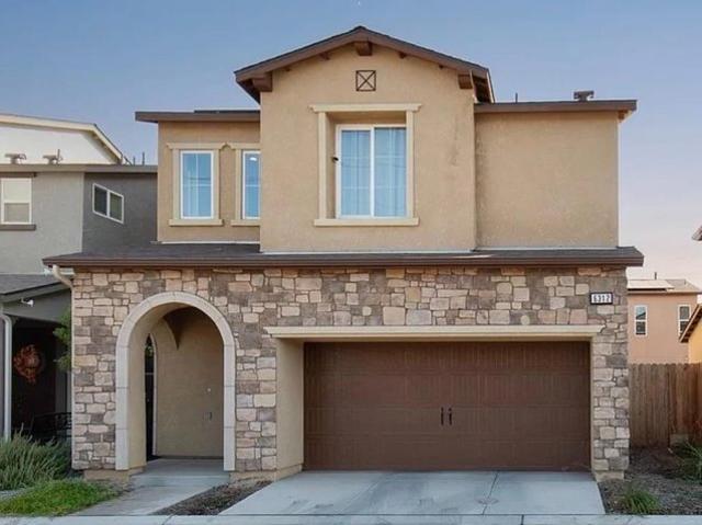 6312 N Santa Lucia Way, Fresno, CA 93722