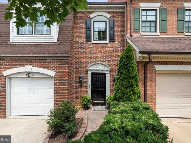 6312 Chaucer View Circle