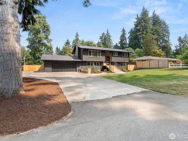 6312 Glenwood Drive SW