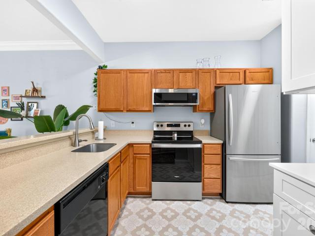 6312 Rhodins Lane