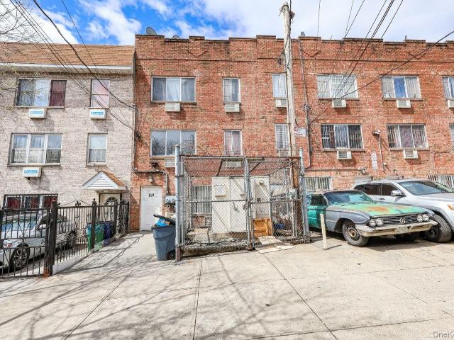 631 Coster Street