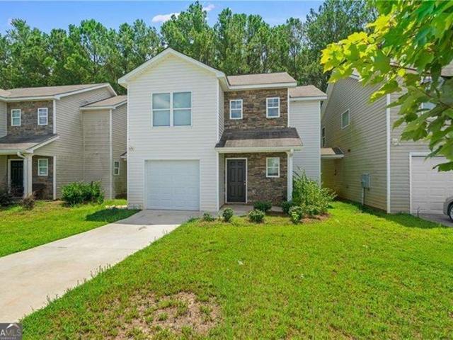 631 Carlton Pointe Dr, Palmetto, GA 30268