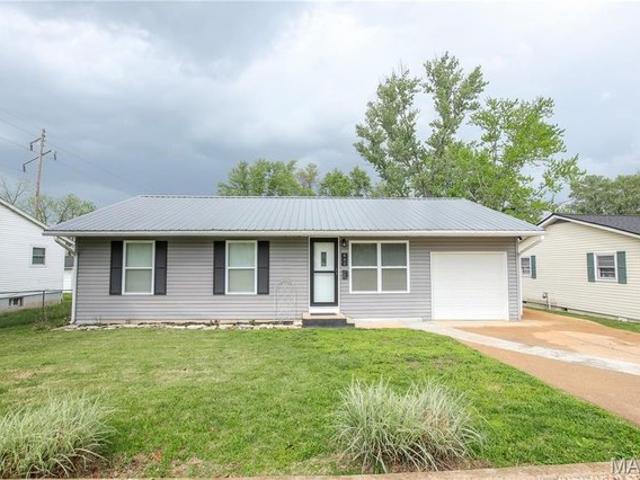 631 Blair St, Sullivan, MO 63080
