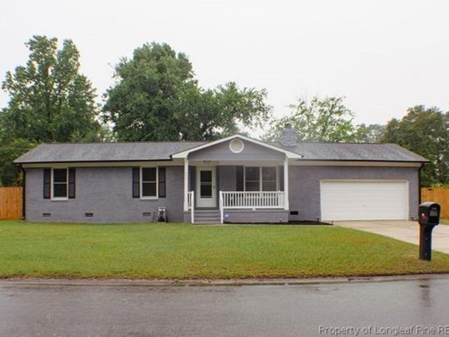 631 Garfield Dr, Fayetteville, NC 28303