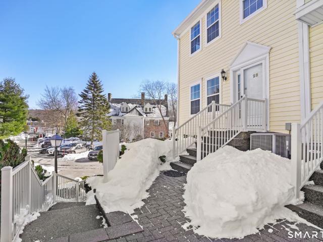 631 Danbury Rd, Unit 28, Ridgefield, CT 06877 | MLS #24165 | Compass