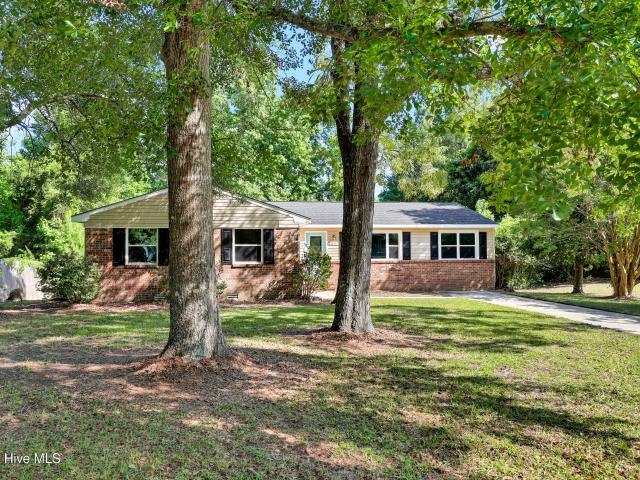 631 Duke Court