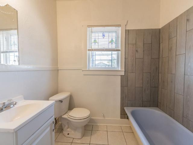 631 E ASHBY PL 2 Bedroom Apartment for Rent at 631 E Ashby Pl, San Antonio, TX 78212 Tobin Hill
