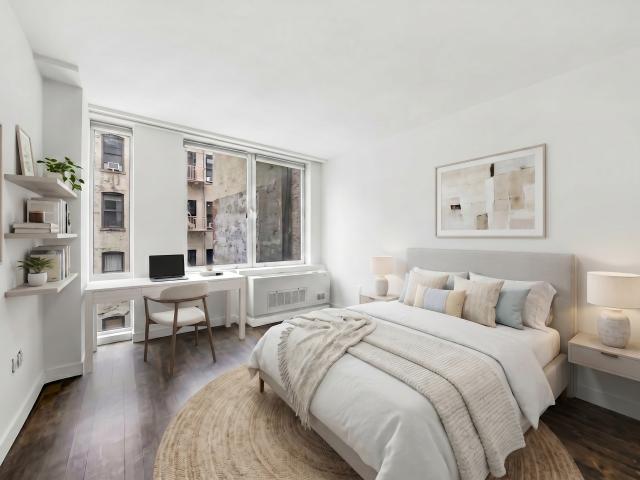 631 East 9th Street, Unit 5B