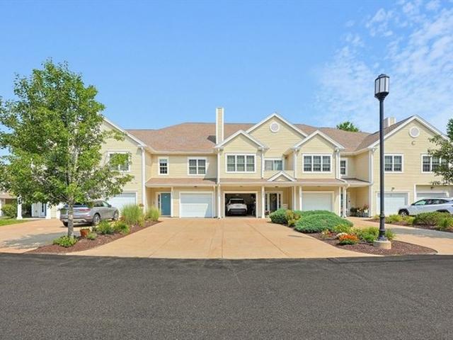 631 East St Unit C202, Mansfield, MA 02048