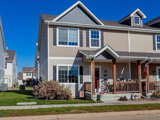 631 Kingston Ave, Norwalk, IA 50211