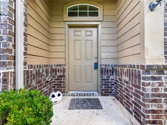 631 Honeysuckle Vine Drive