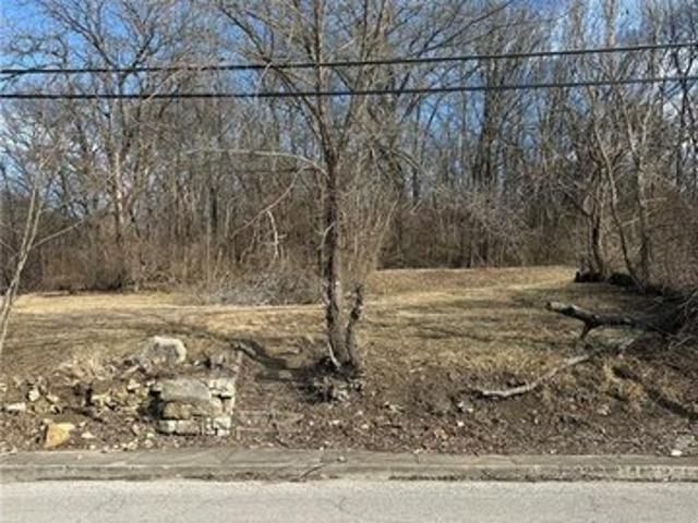 631 N Main St, Excelsior Springs, MO 64024