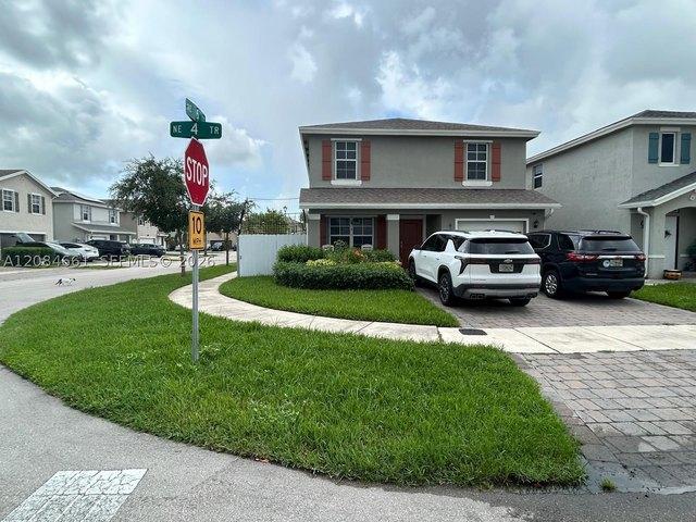 631 NE 4th Ter, Florida City, FL 33034