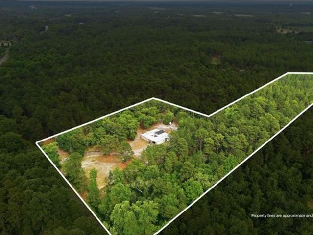 631 Roseland Rd, Aberdeen, NC 28315