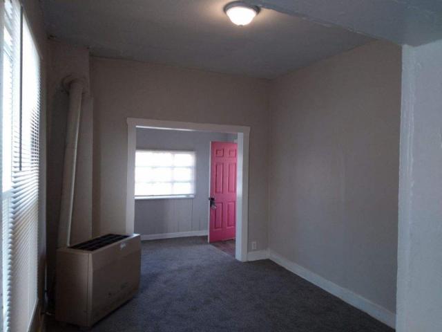 631 Rawlings 2 Bedroom Apartment for Rent at 631 Rawlings St, Washington Court House, OH 43160