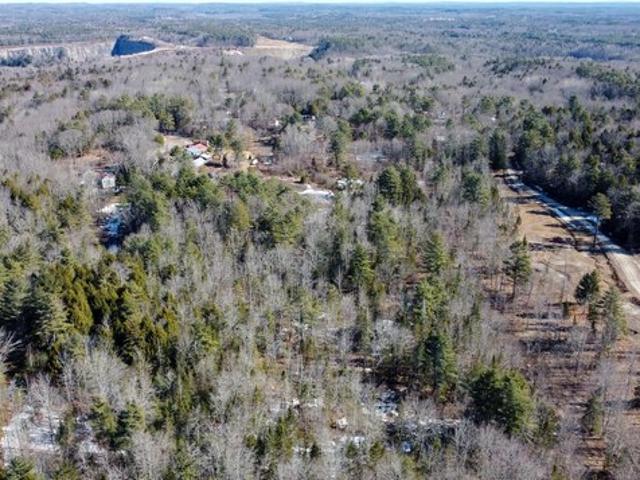 631 River Rd, Brunswick, ME 04011