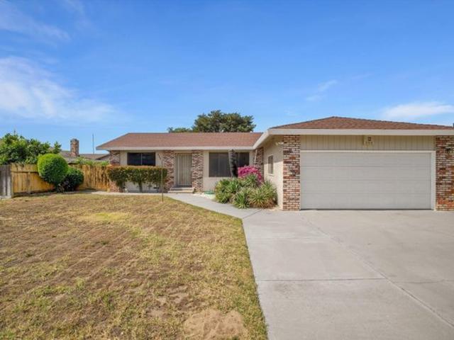 631 W Minnesota Ave, Turlock, CA 95382