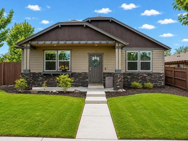 63247 NW Rossby St, Bend, OR 97703