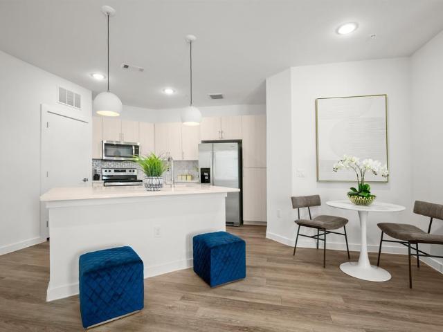 6324 N Lamar Blvd, Unit 419, Austin, TX 78752 | MLS #1741