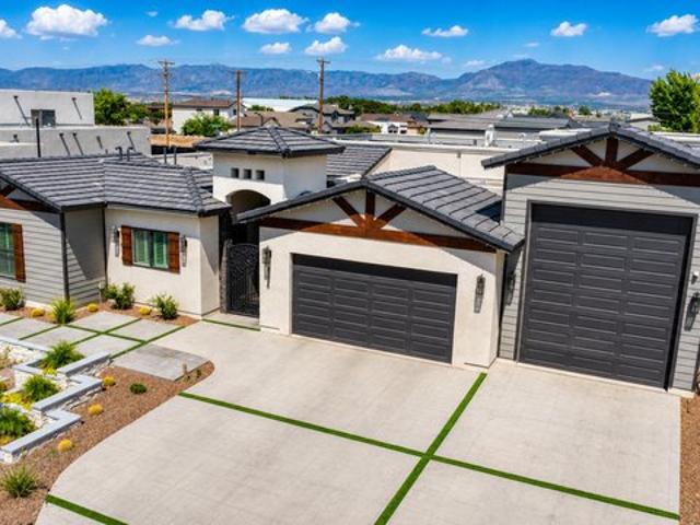 6324 Camino Pinon Pl, El Paso, TX 79932