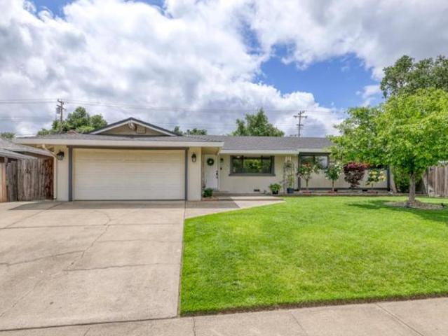 6324 Hilltop Dr, Carmichael, CA 95608