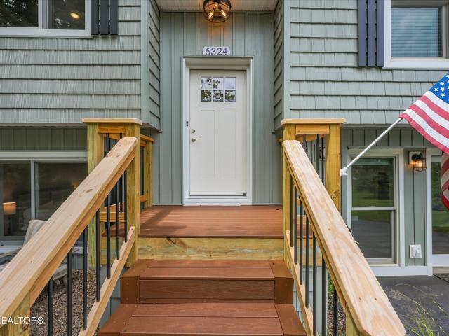 6324 Lilywood Lane