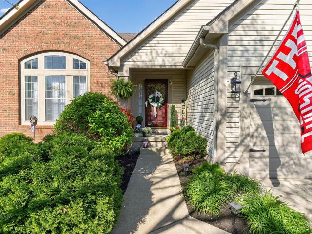 6324 Rossmore Lane
