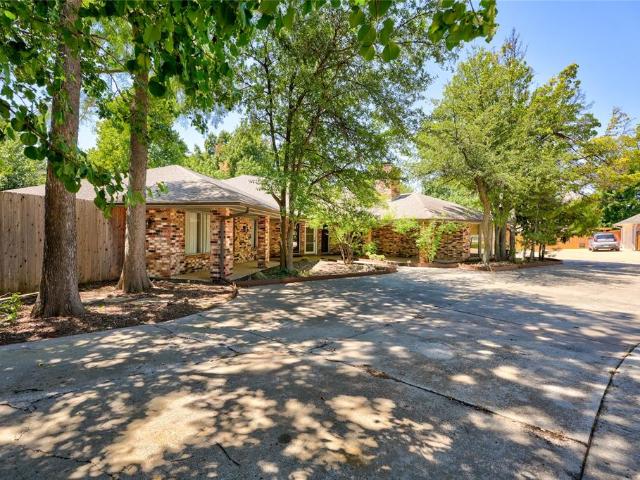 6325 Glenbrook Court