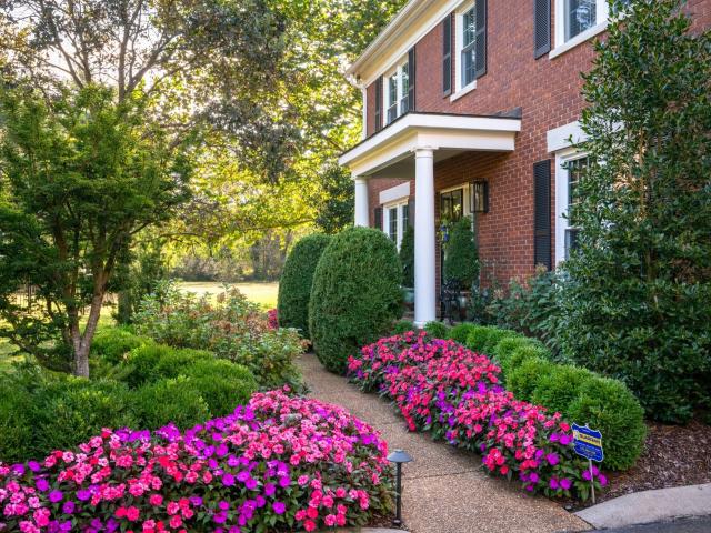 6326 Chickering Woods Dr, Nashville, TN 37215 | MLS #3137 | Compass