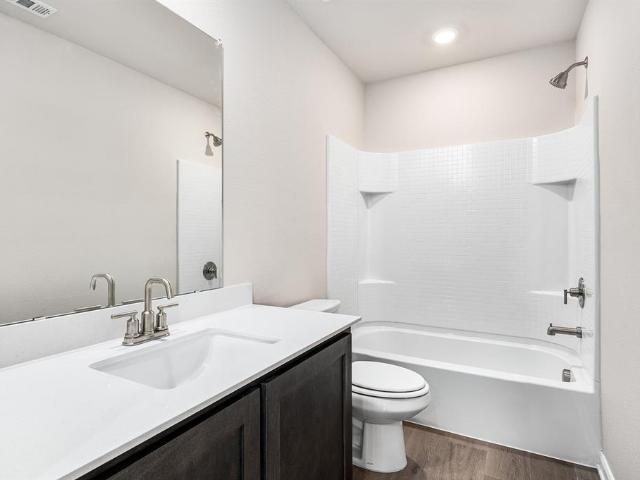 6326 Emerald Tree Ln, Dallas, TX 75241 | MLS #21320