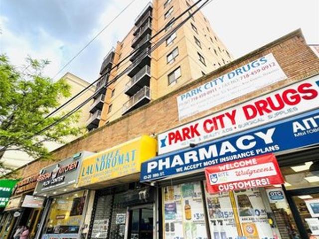 63 26 99th St Apt 2B, Rego Park, NY 11374