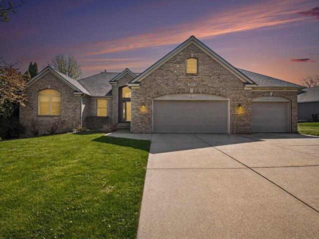 6328 Summerhill Dr, Hudsonville, MI 49426