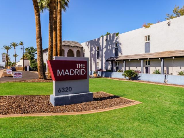 6320 N 16th St, Unit 205, Phoenix, AZ 85016 | MLS #7015 | Compass