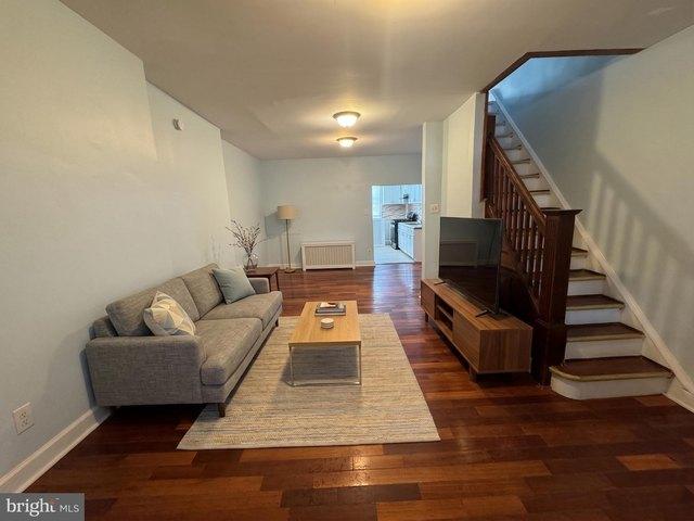 6320 Kingsessing Ave, Philadelphia, PA 19142