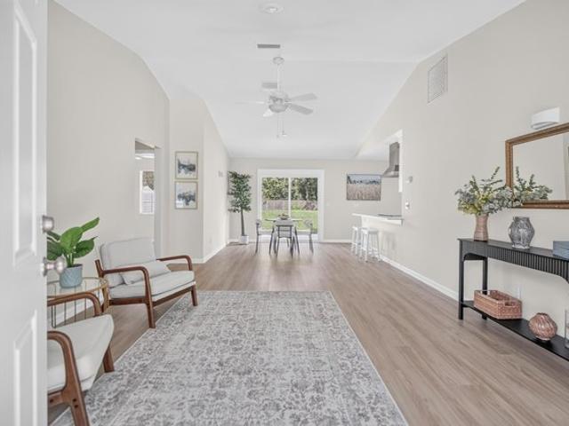 6320 Pine Cir S, Saint Augustine, FL 32095