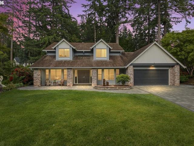 6320 SW Merlin Ct, Portland, OR 97219