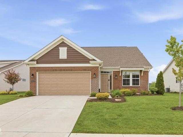 6320 W Cedar Chase Dr, McCordsville, IN 46055